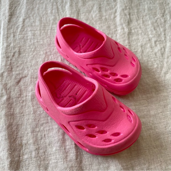 Shoes | Size 3 Baby Girl Crocs Style Pink Slip On Sandal Clogs Shoes ...